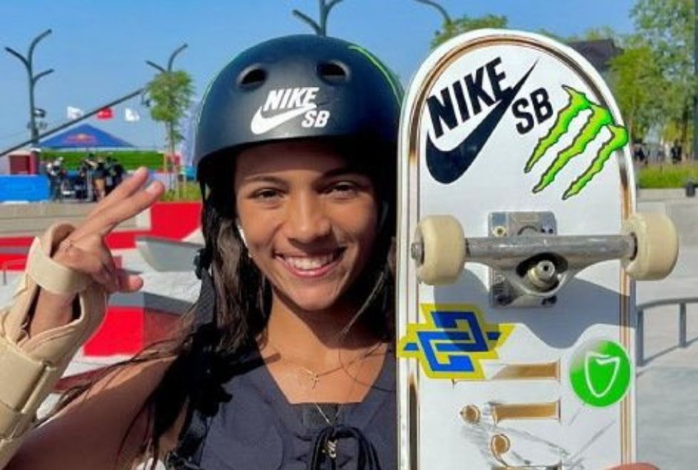 CAMPEÃ! Rayssa Leal vence o Mundial de Skate Street, em Sharjah - Roberta Jungmann